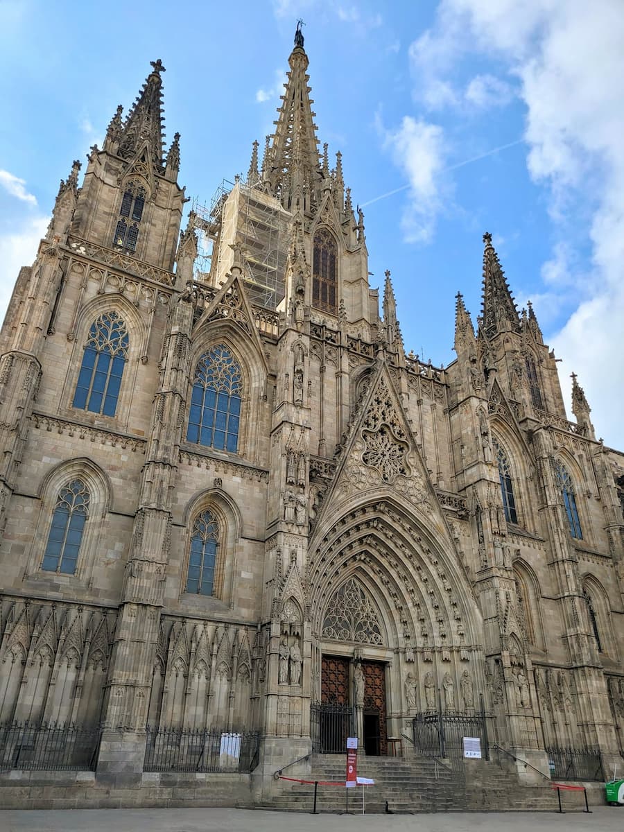 Barcelona Culture (Ultimate Guide): History, Art and Food