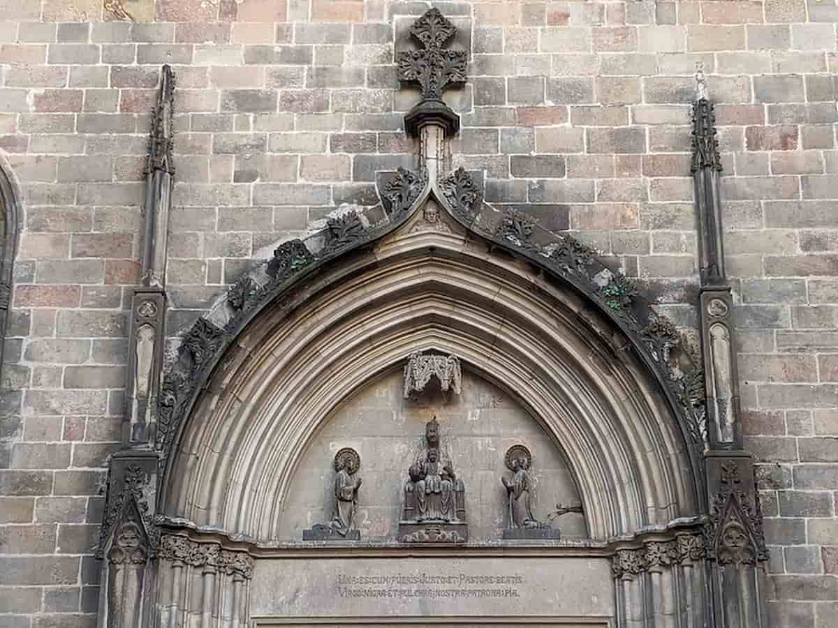 Are There Catacombs in Barcelona? (Get the Facts)