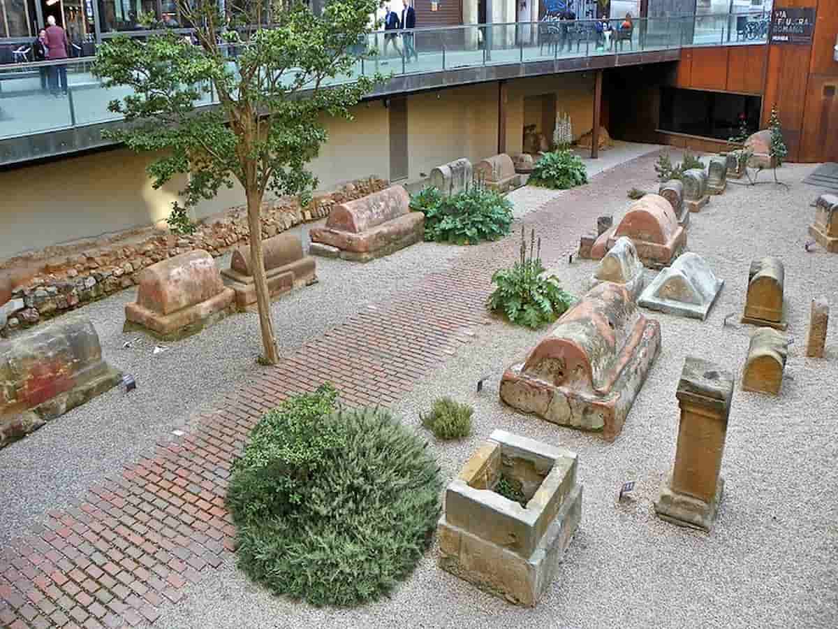 Are There Catacombs in Barcelona? (Get the Facts)